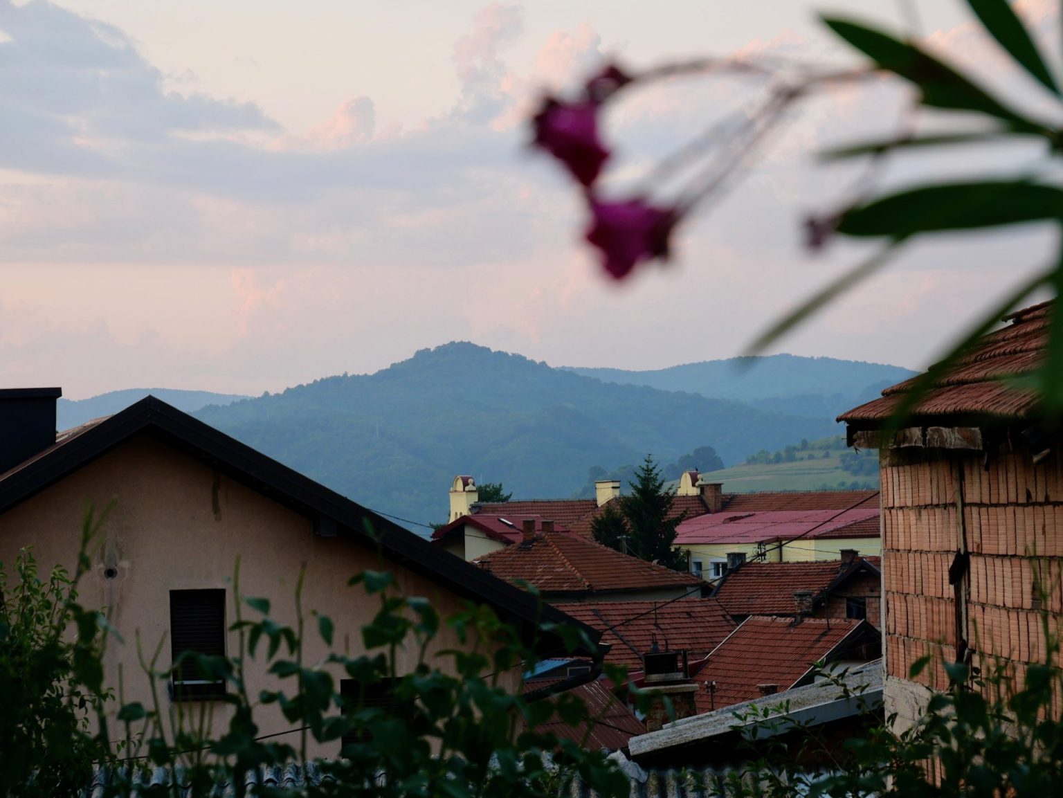 De magische piramides van Visoko in Bosnië & Herzegovina - Mooie ...