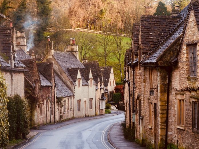 Castle Combe: het meest Instagrammable dorpje in Zuid-Engeland - Mooie ...